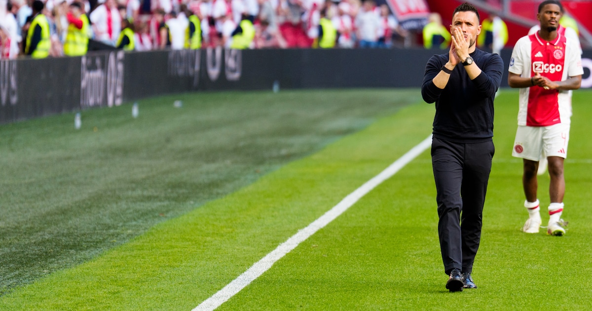Hoe Ajax de titel verspeelde: ‘Negen punten voor, en niemand sprak over ...