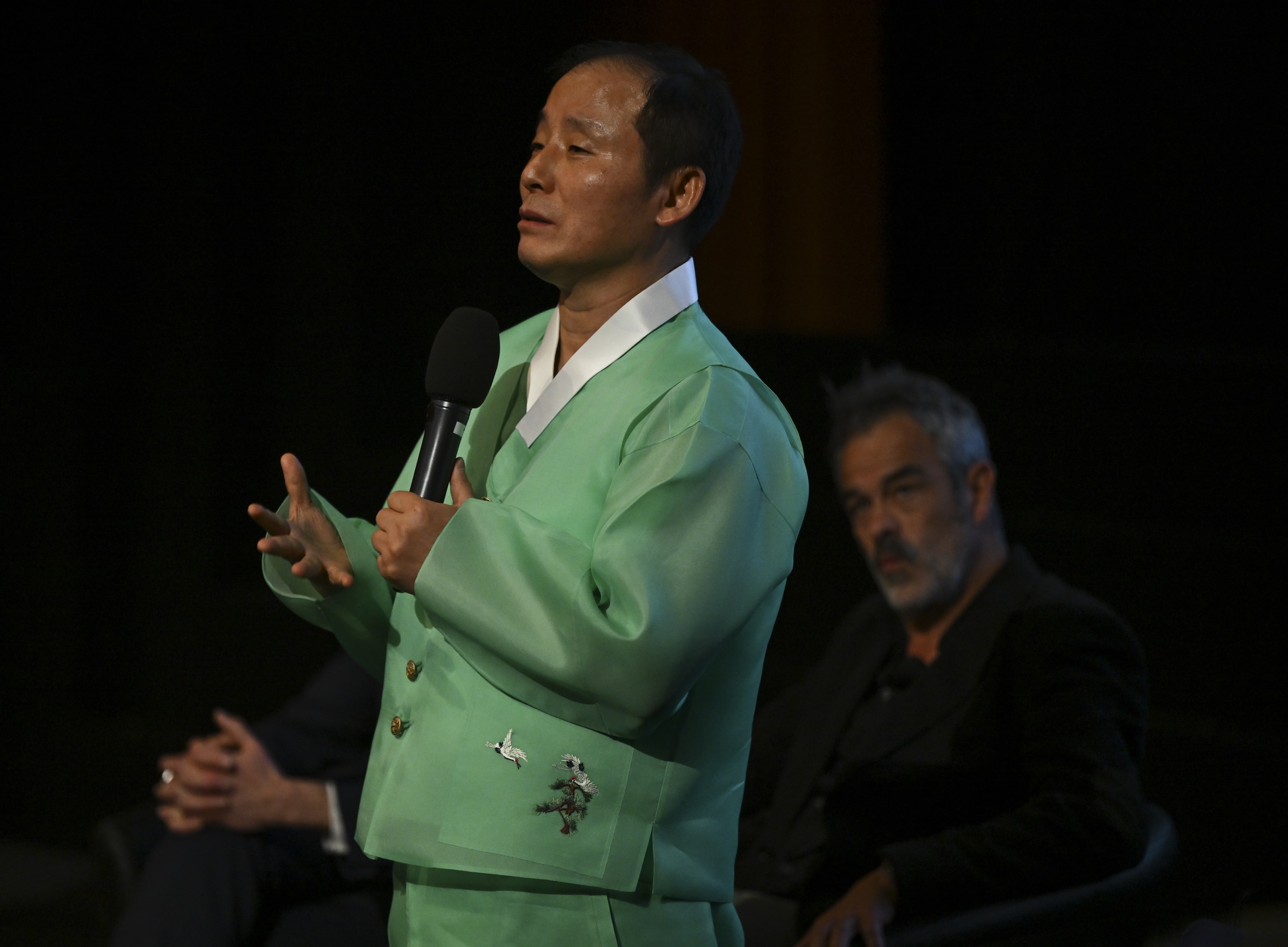 Lezersreacties: ‘Als ex-sektelid weet ik dat het woord ‘sekte’ geen ...