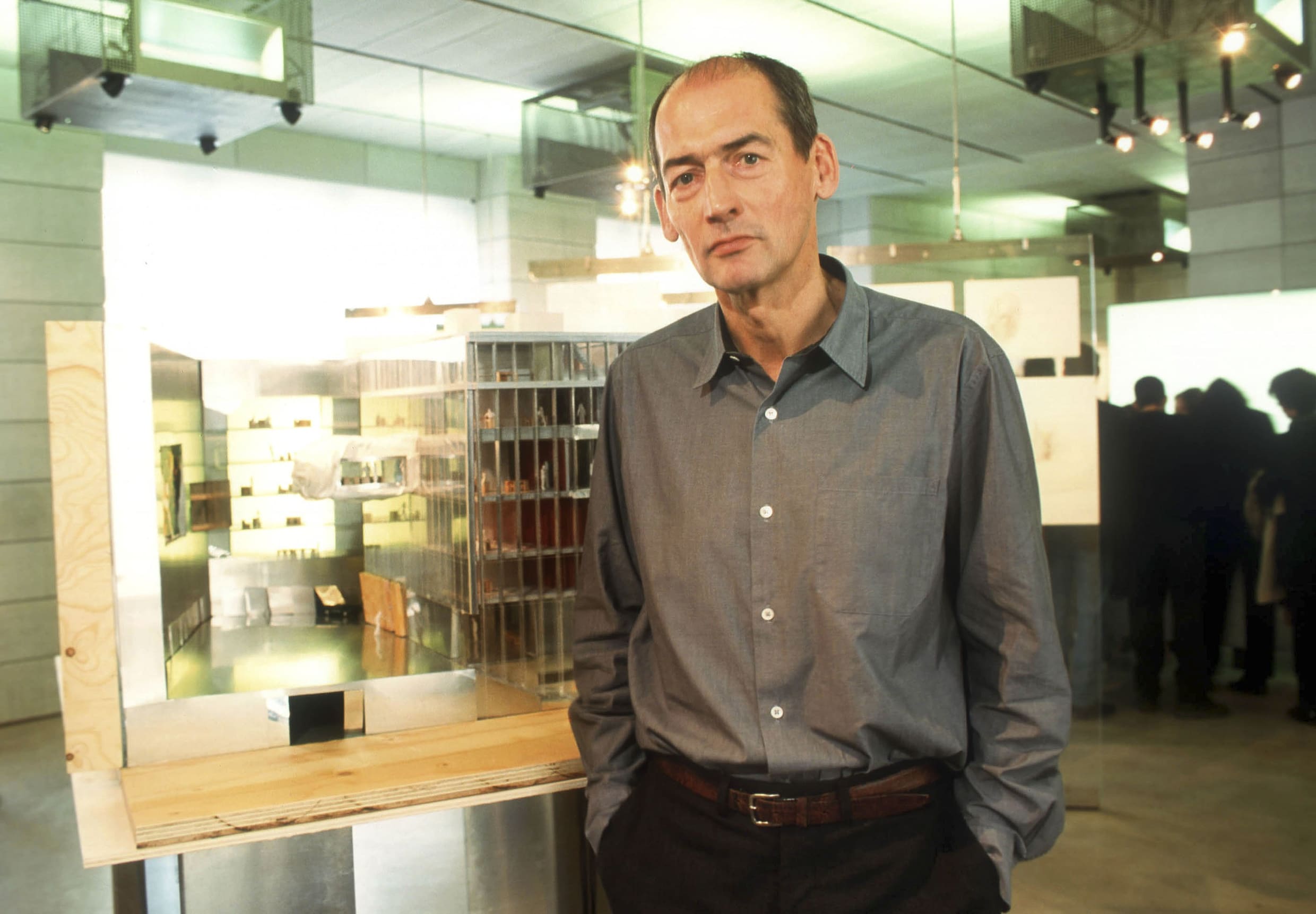 Wie grijs draagt hoeft zich niet te bewijzen, kijk maar naar ...