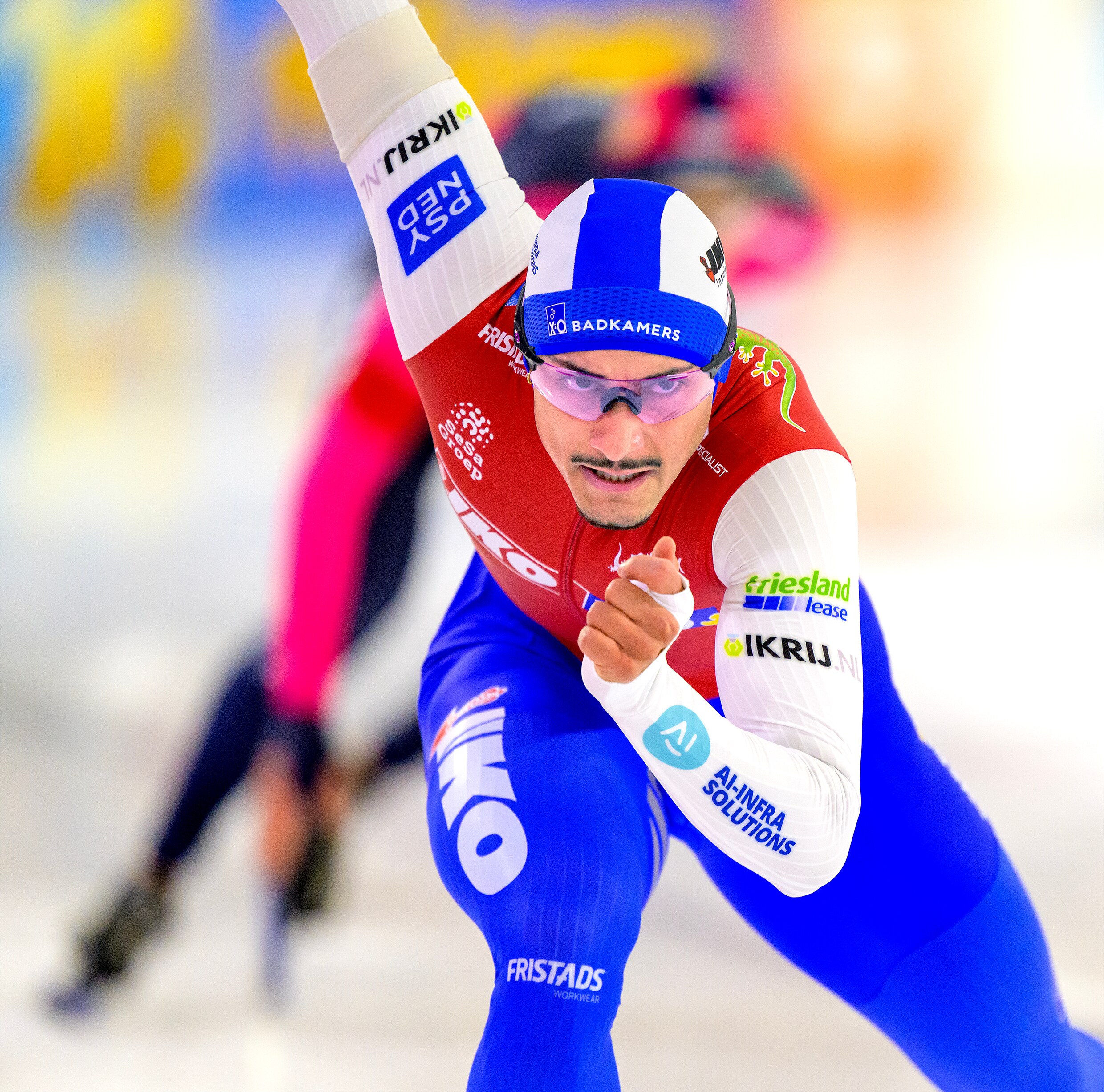 Wat kenmerkt Team IKO-X2O, de schaatsploeg die lang in de schaduw ...