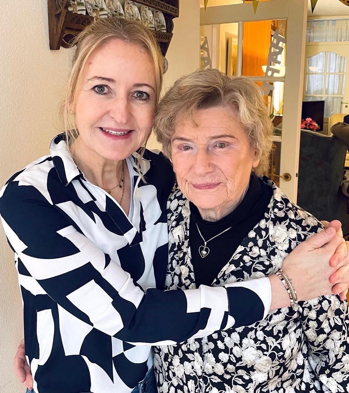 Wat Lenie haar dochter Leonie wilde meegeven: ‘Ik vind het belangrijk ...