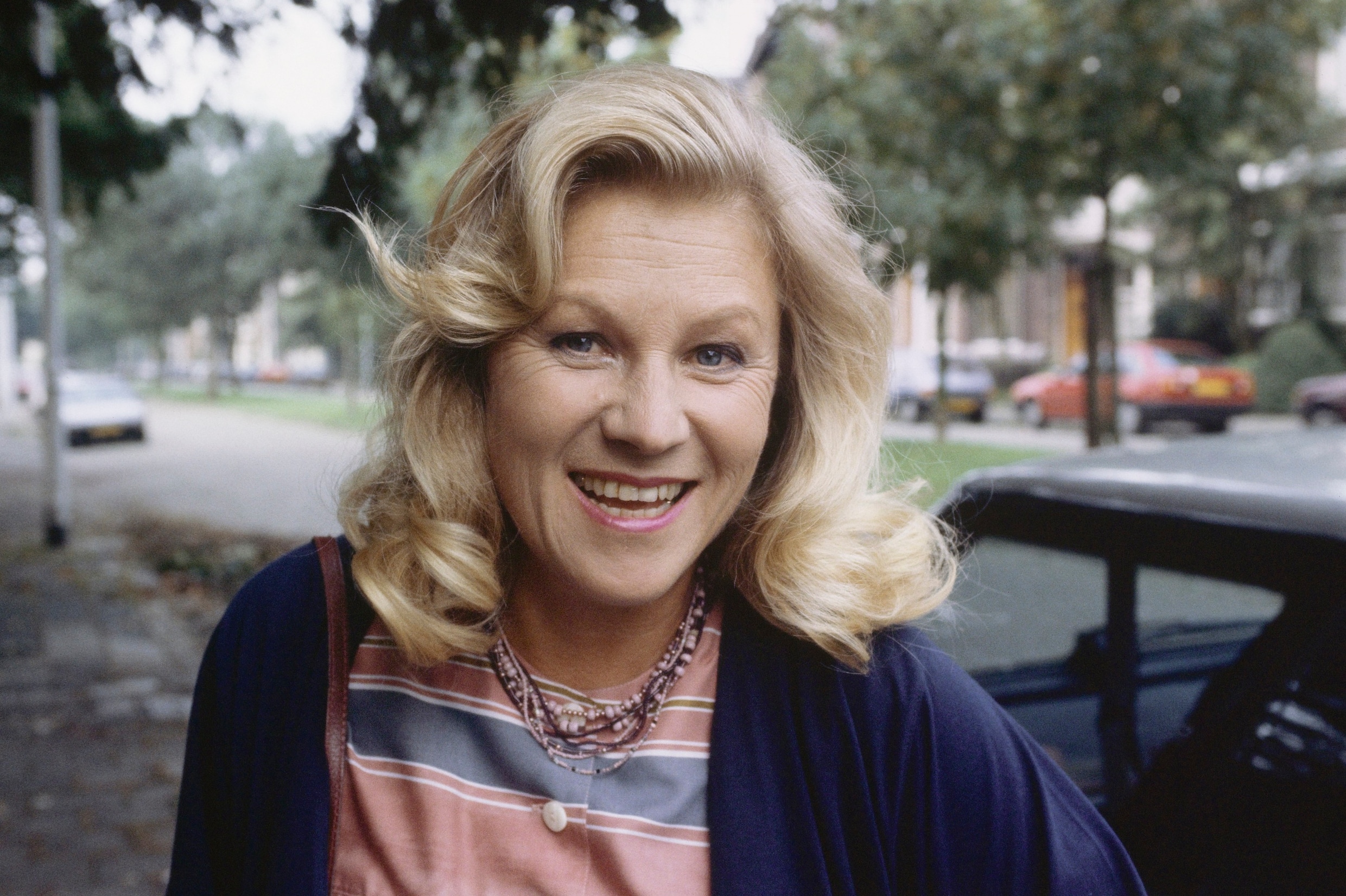 Rascomédienne Elsje de Wijn (1944-2026) hield op het toneel het ...