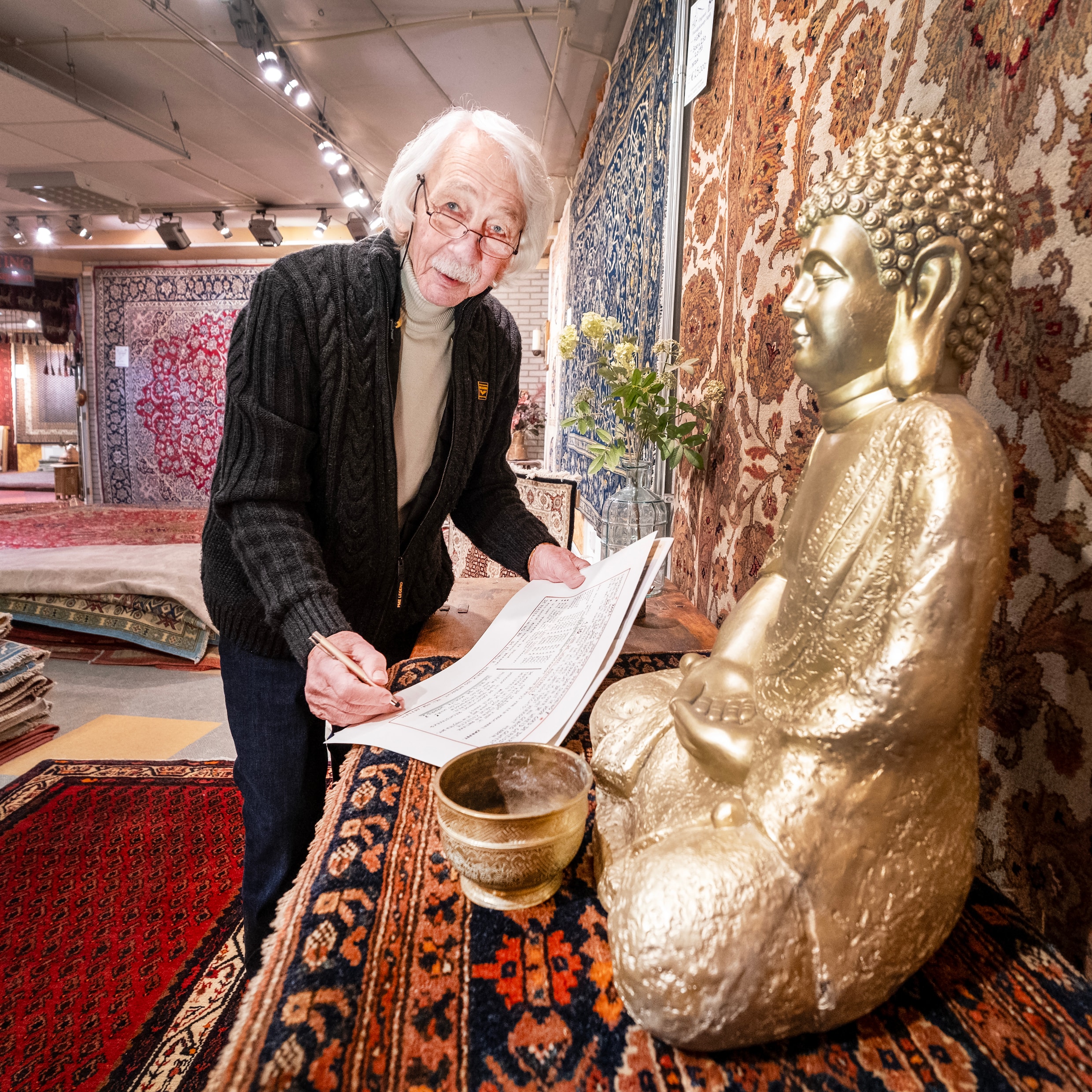 Na twintig jaar opheffingsuitverkoop houdt De Perzenkoning het voor ...