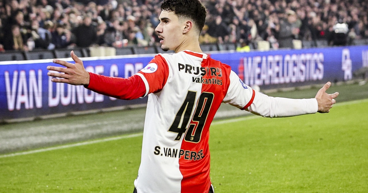 Zoon Shaqueel van coach Robin van Persie scoort twee keer voor ...