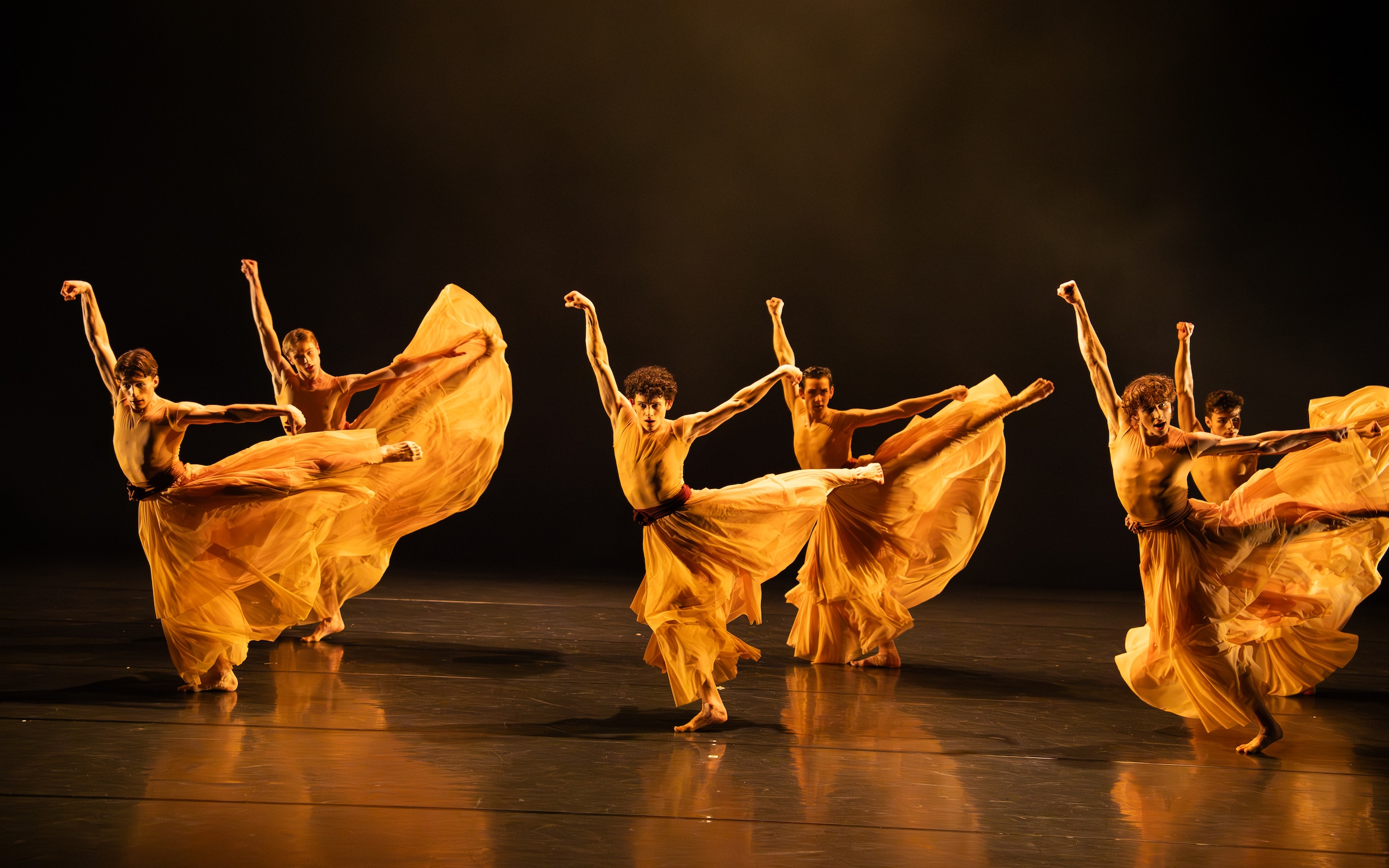 In het lichtvoetige programma ‘Ballet Beats’ lijkt de vermenging van ...