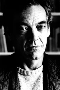 Toneelschrijver Gerben Hellinga (1937-2026) voelde zich thuis tussen ...