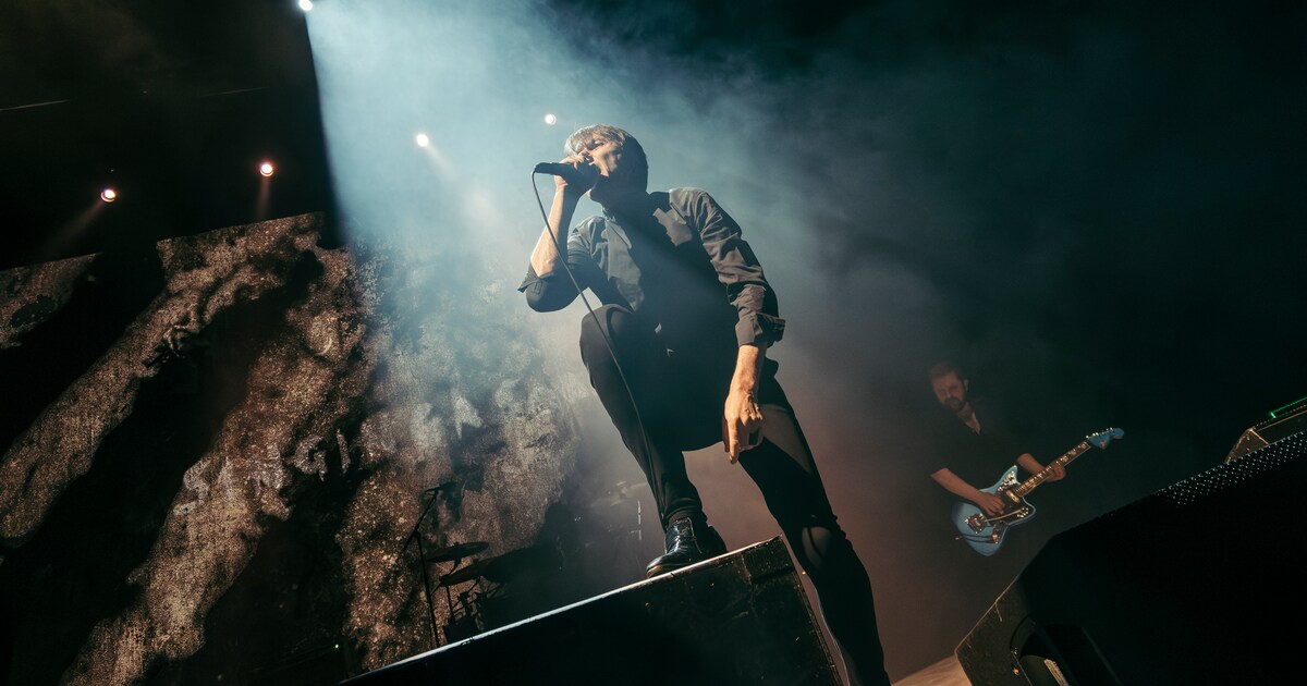 Suede moet in Tilburg vechten om de zaal mee te krijgen: ‘Kom niet als ...