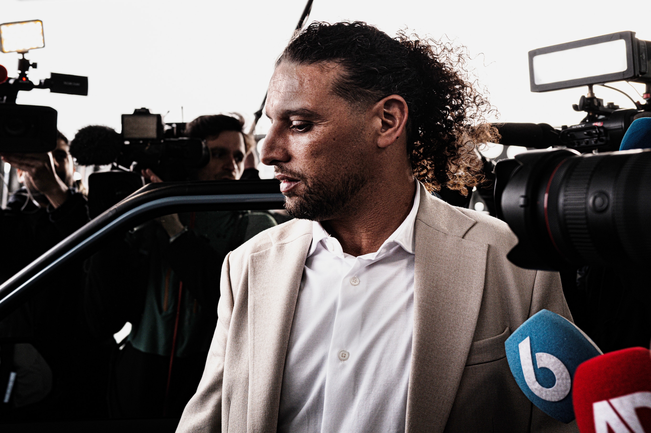 Hof legt rapper Ali B hogere straf op: 3 jaar cel vanwege twee ...