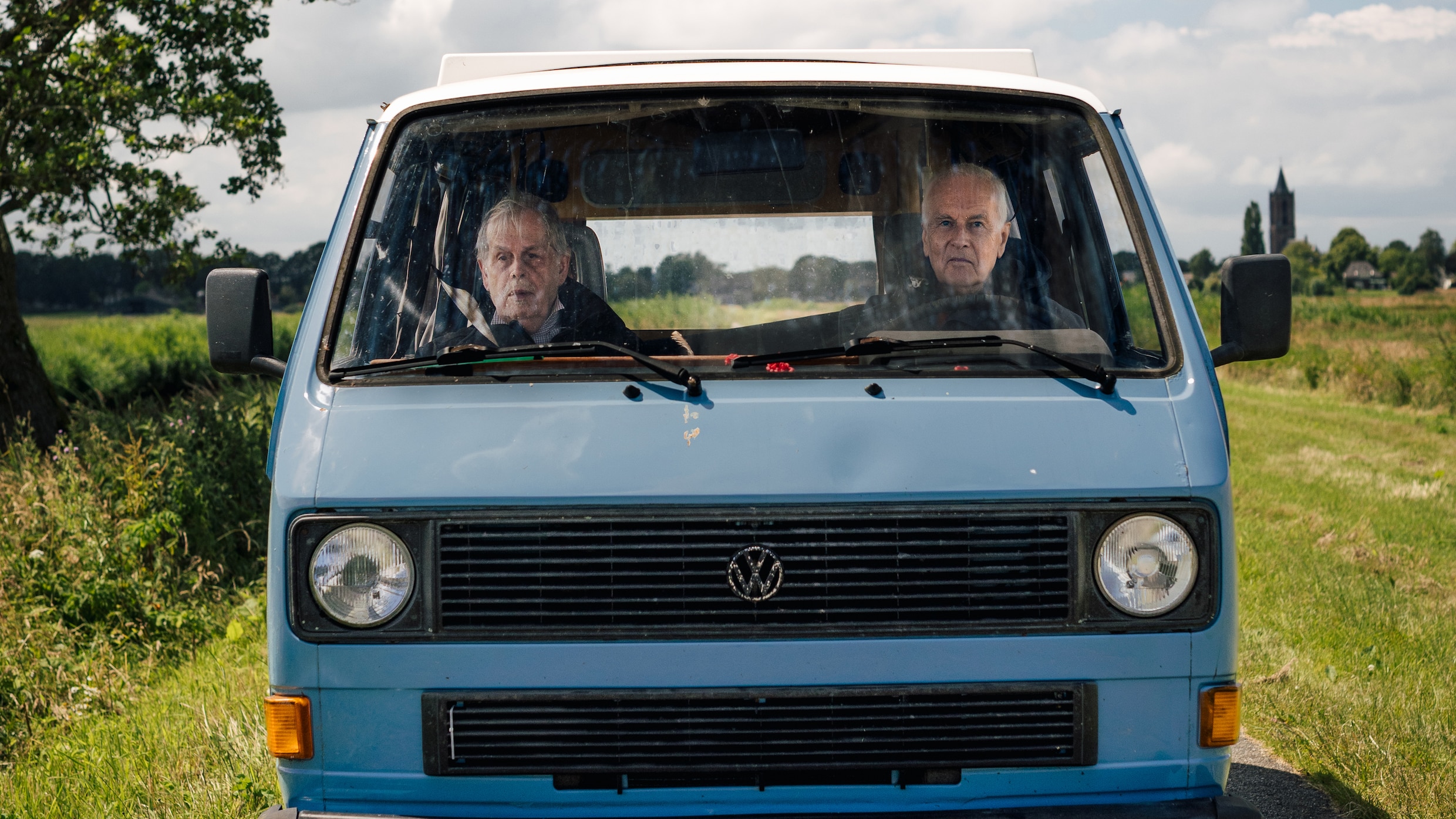 De documentaire ‘Tussen broers’ geeft een gelaagd beeld van de omgang ...