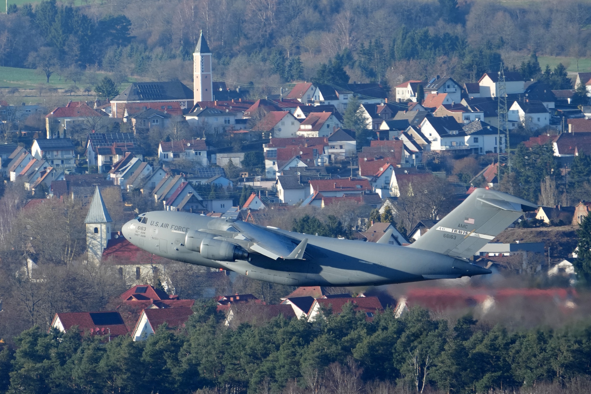 Op luchtmachtbasis Ramstein blijkt hoezeer de VS óók Europa nodig ...