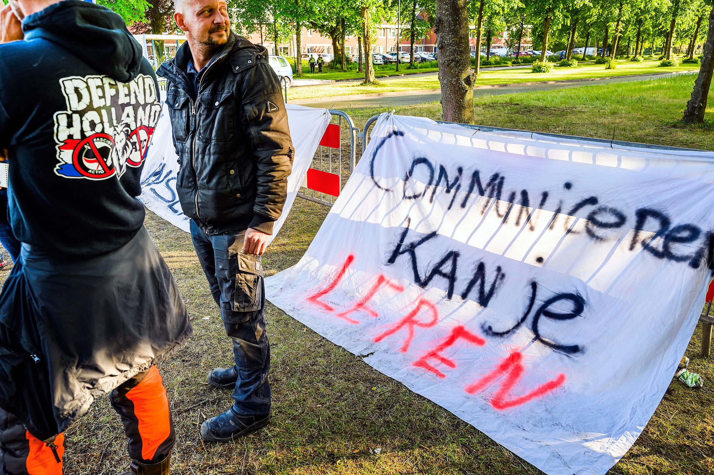 Boze burgers in Loosdrecht voeren óók een strijd tegen hun overheid ...