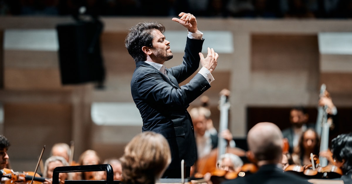 Chef-dirigent Lahav Shani verlaat het Rotterdams Philharmonisch Orkest ...