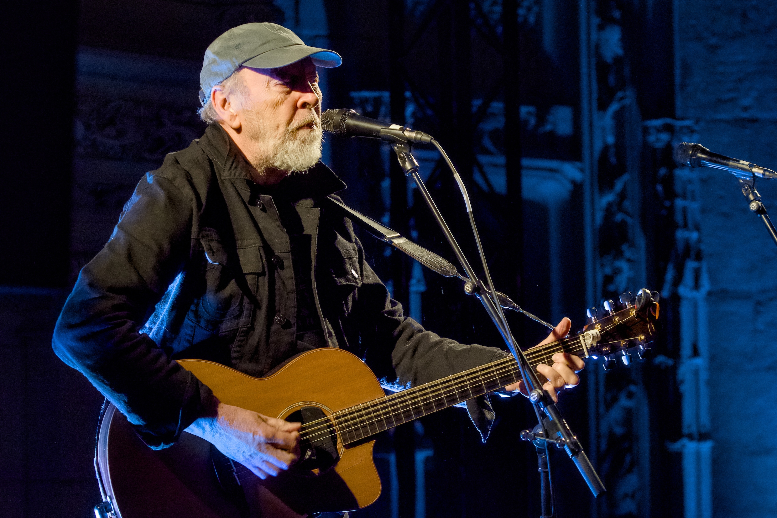 In niets lijkt Richard Thompson (Fairport Convention) op een oude ...