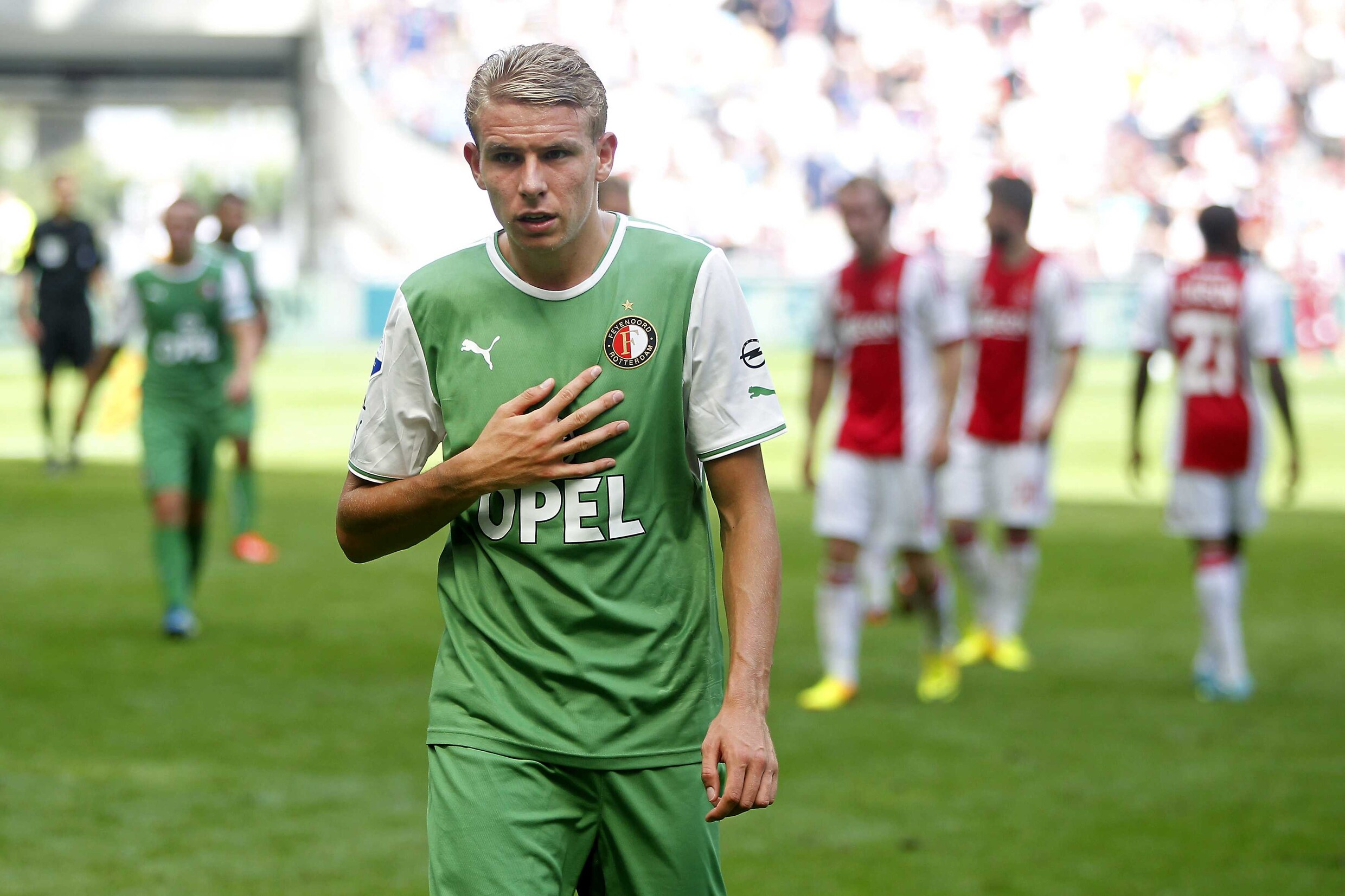 Feyenoord bindt talent Van Beek tot 2016 | de Volkskrant