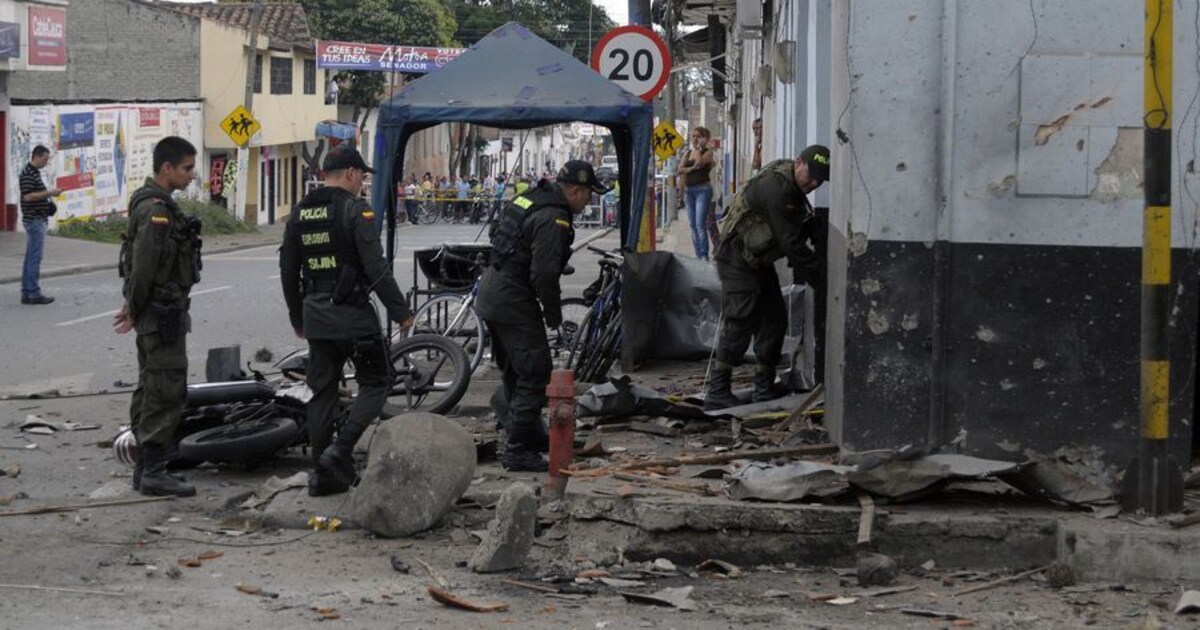 Dode en zeker 50 gewonden bij explosie Colombia | de Volkskrant