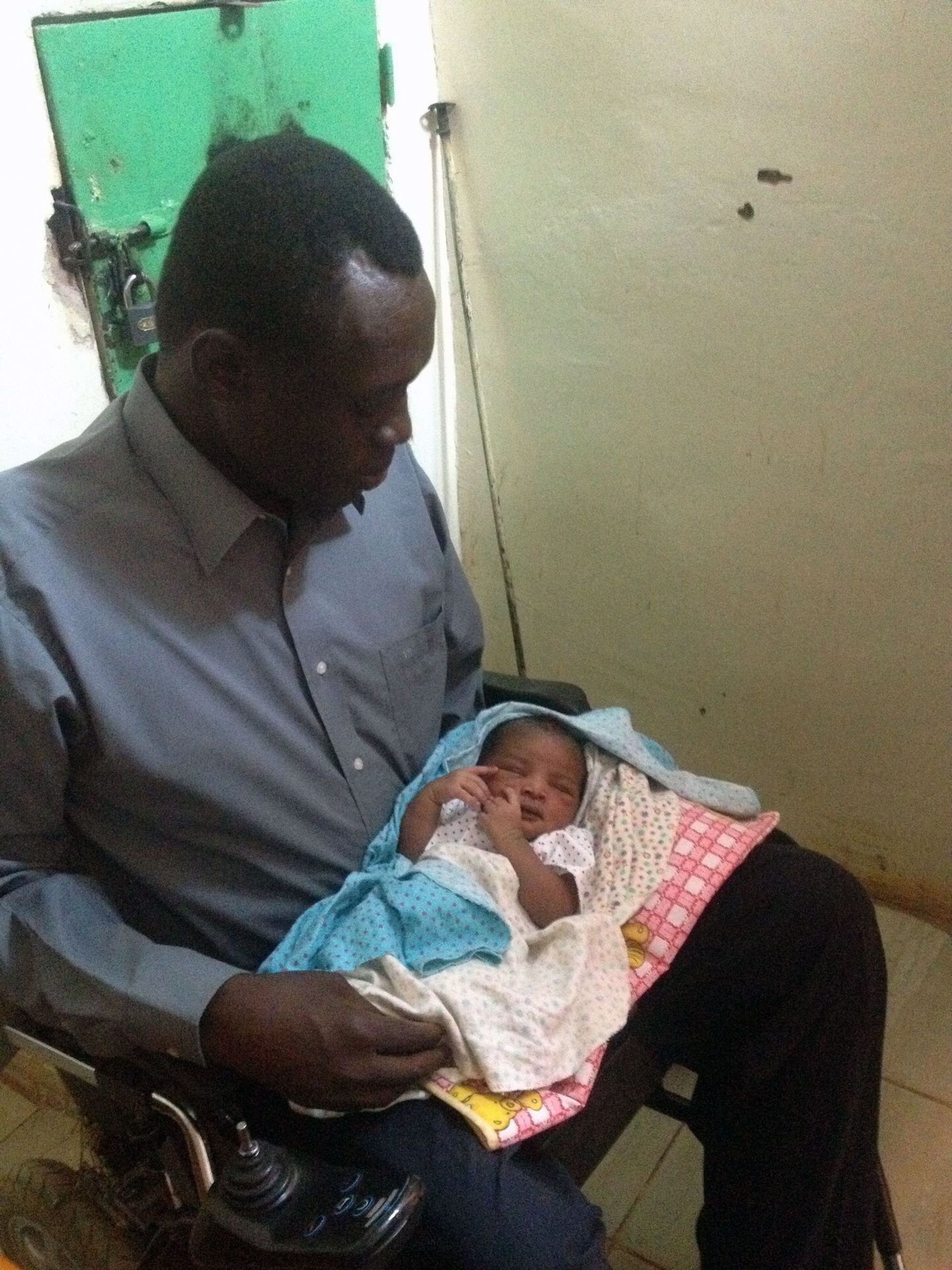 Terdoodveroordeelde Soedanese, net bevallen, komt vrij | de Volkskrant