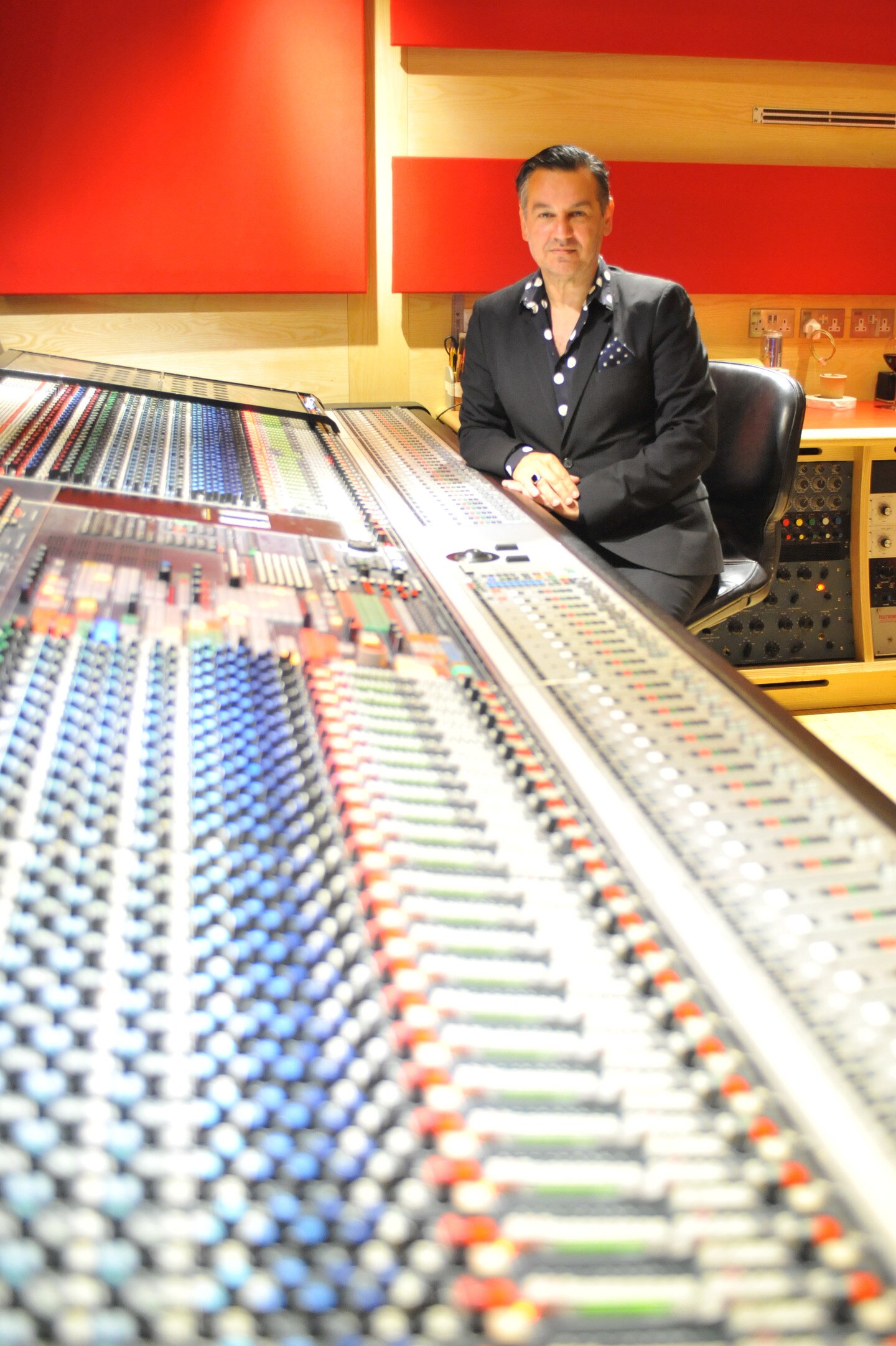 Stephen Emmer komt met ambitieus album | de Volkskrant