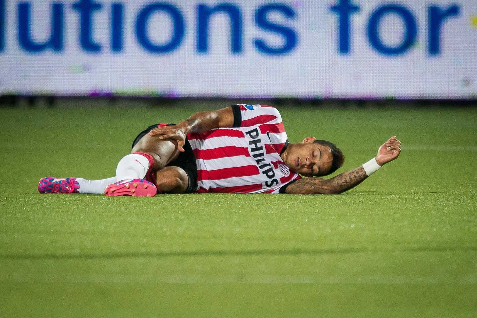Depay wacht scan voor liesblessure | de Volkskrant