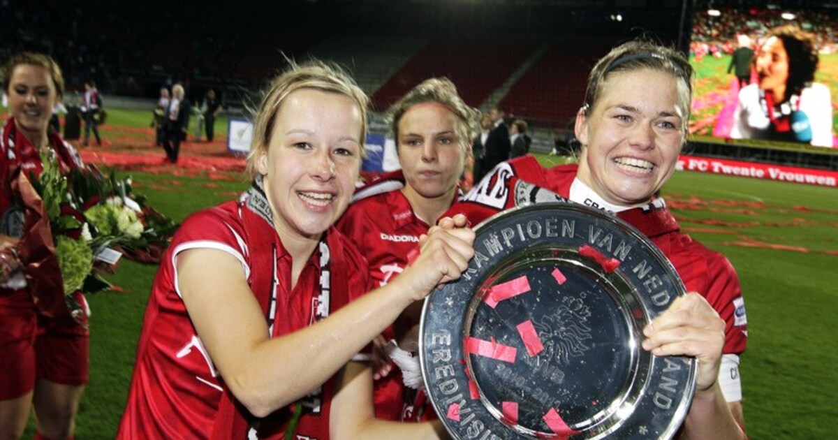 Voetbalsters FC Twente kampioen | de Volkskrant