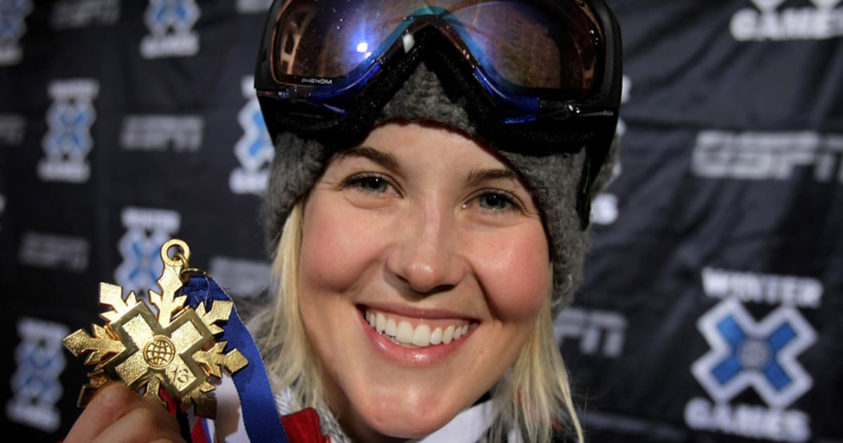 Skiester Sarah Burke in coma na val op hoofd | de Volkskrant