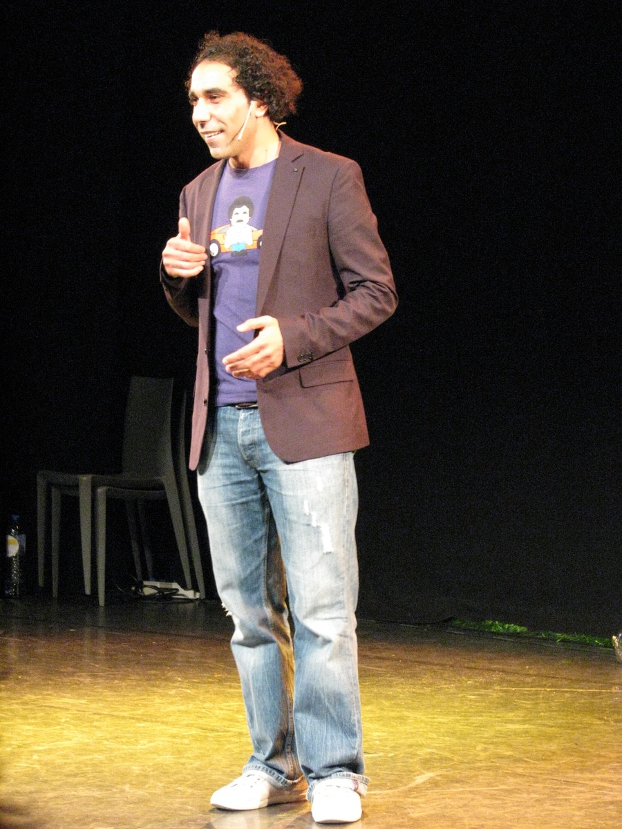 Omar Ahaddaf wint Leids Cabaret Festival | de Volkskrant