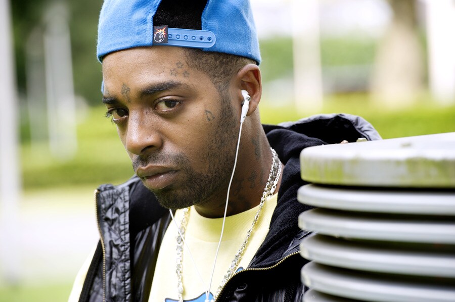 Rapper Kempi ontkent pooierpraktijken | de Volkskrant