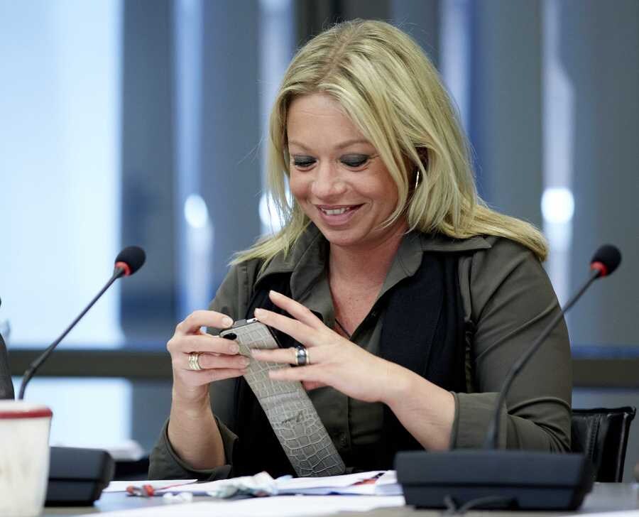 Defensie stopte 'te rigoureus' met werving | de Volkskrant