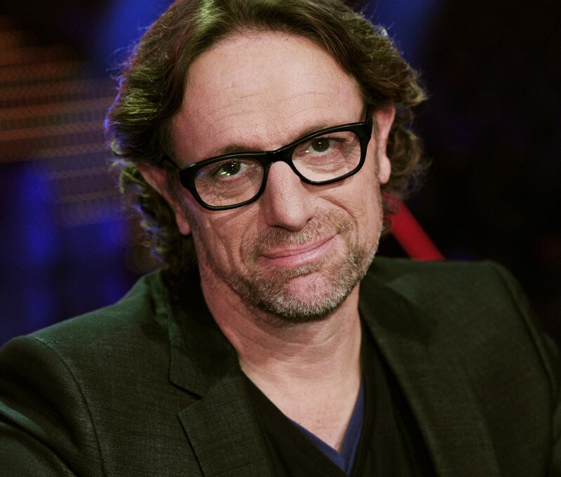 Eric van Tijn: 'Artiesten staken dolk in Ewbanks rug' | de Volkskrant