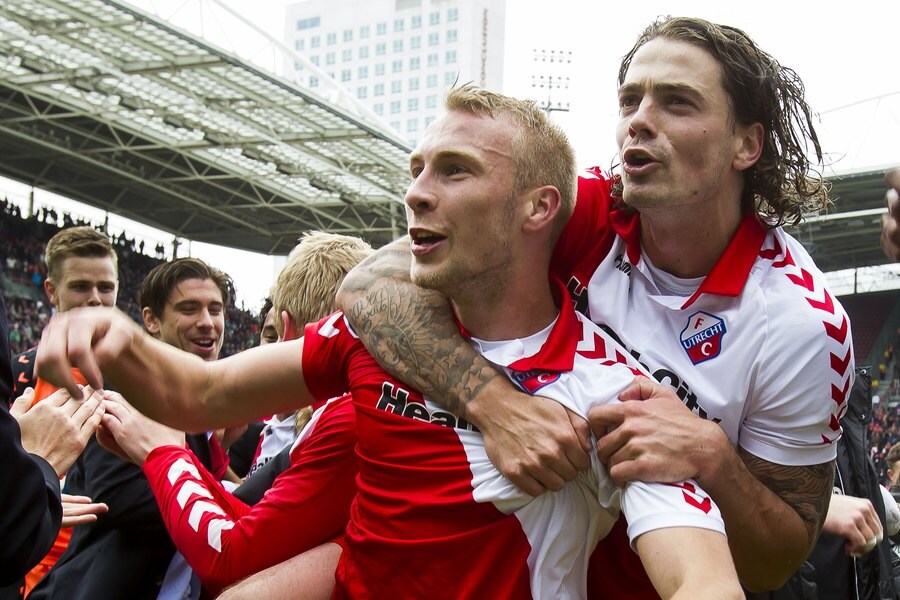 FC Utrecht Europa in na bloedstollend gevecht met FC Twente | de Volkskrant