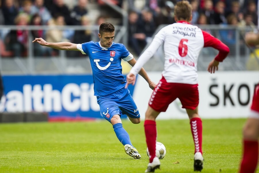 FC Utrecht Europa in na bloedstollend gevecht met FC Twente | de Volkskrant