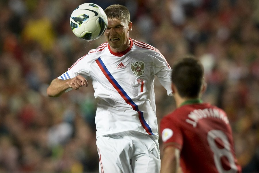 Hiddink haalt Denisov voor 15 miljoen | de Volkskrant