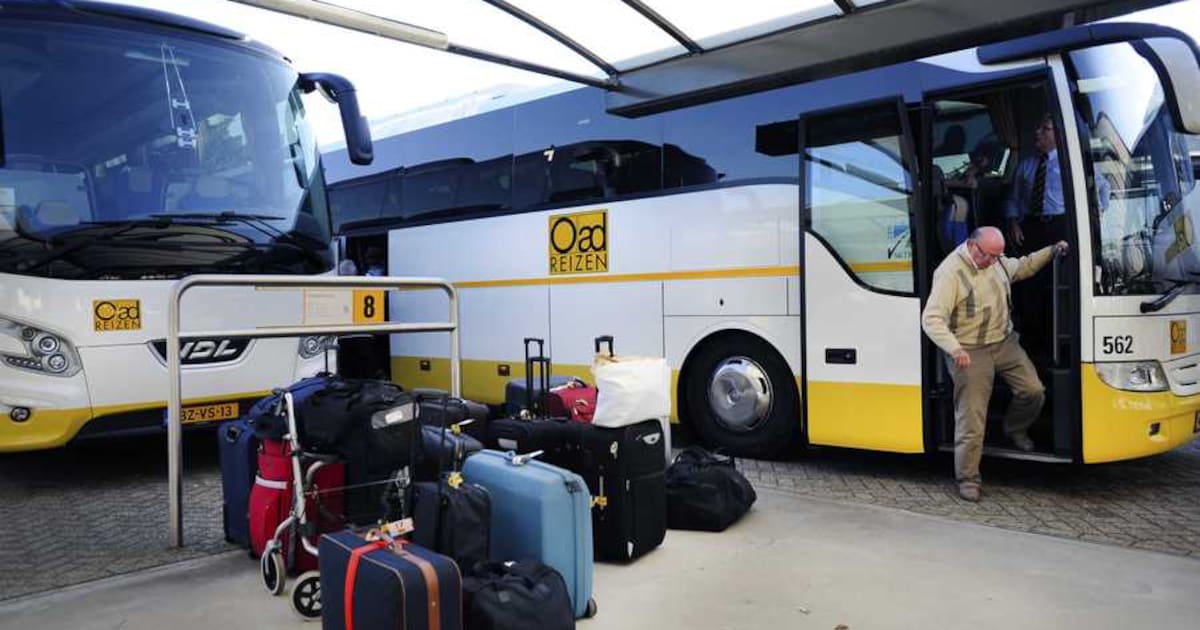 OAD-busbedrijf en SRC-reizen gered | de Volkskrant