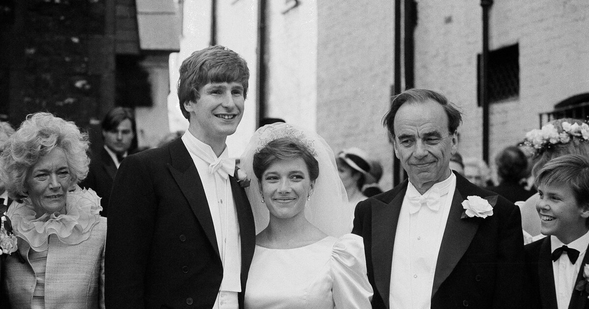 Van hedgefondskoning tot paria van The City; de val van Crispin Odey na aantijgingen van ...