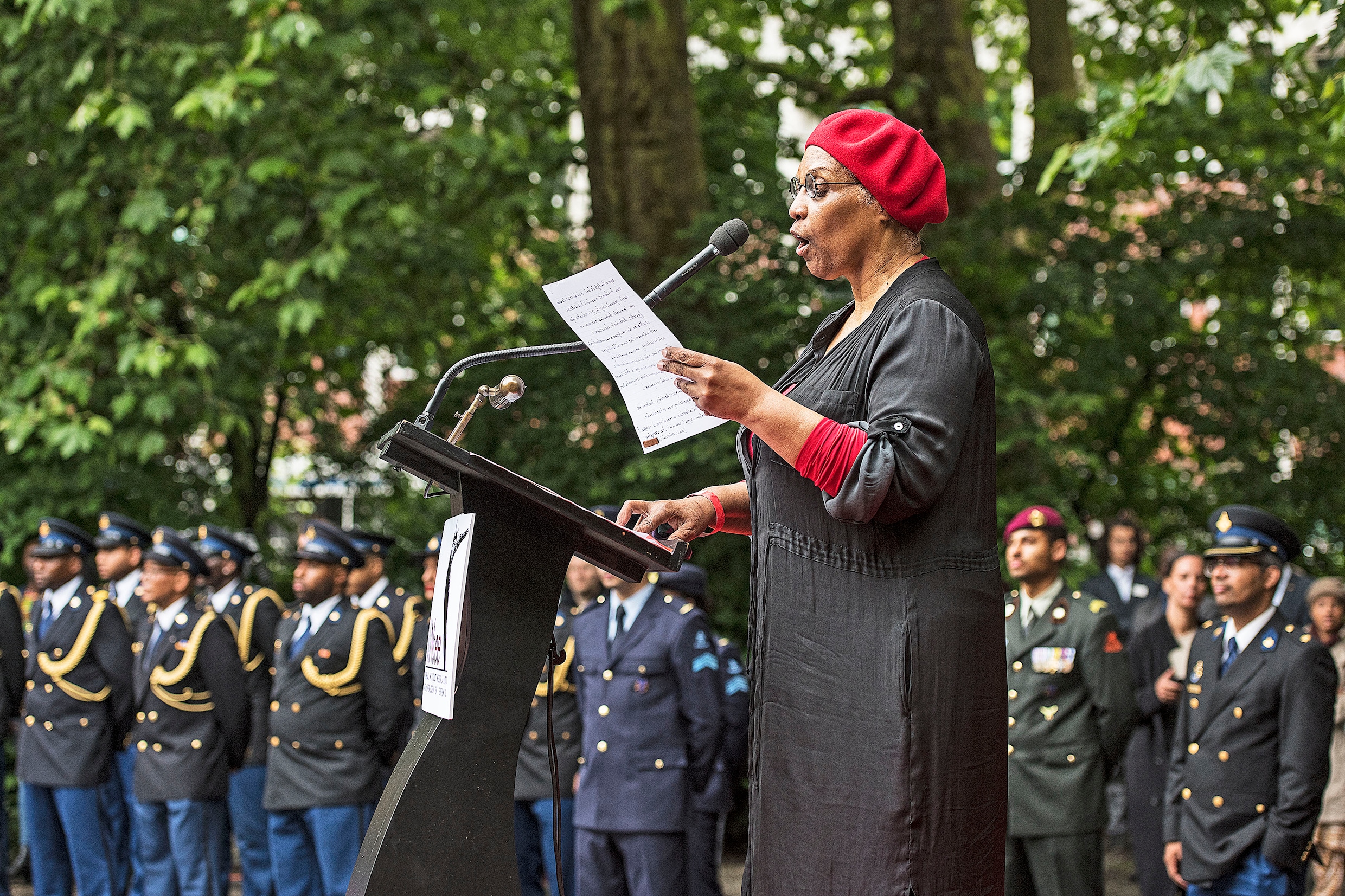 Astrid Roemer (1947-2026) was overal en nergens thuis, net als haar ...
