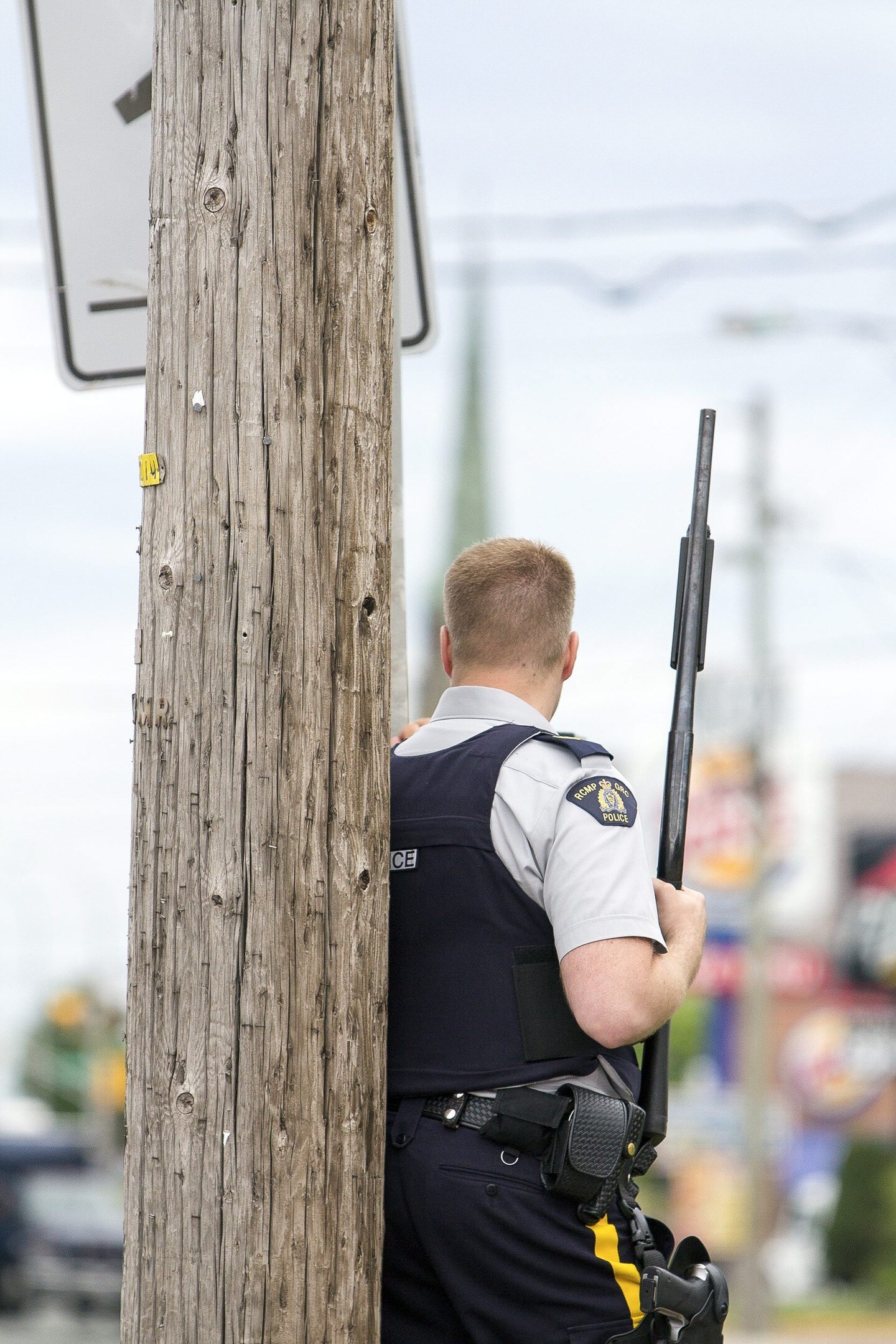 Klopjacht op schutter na dood agenten duurt voort | de Volkskrant