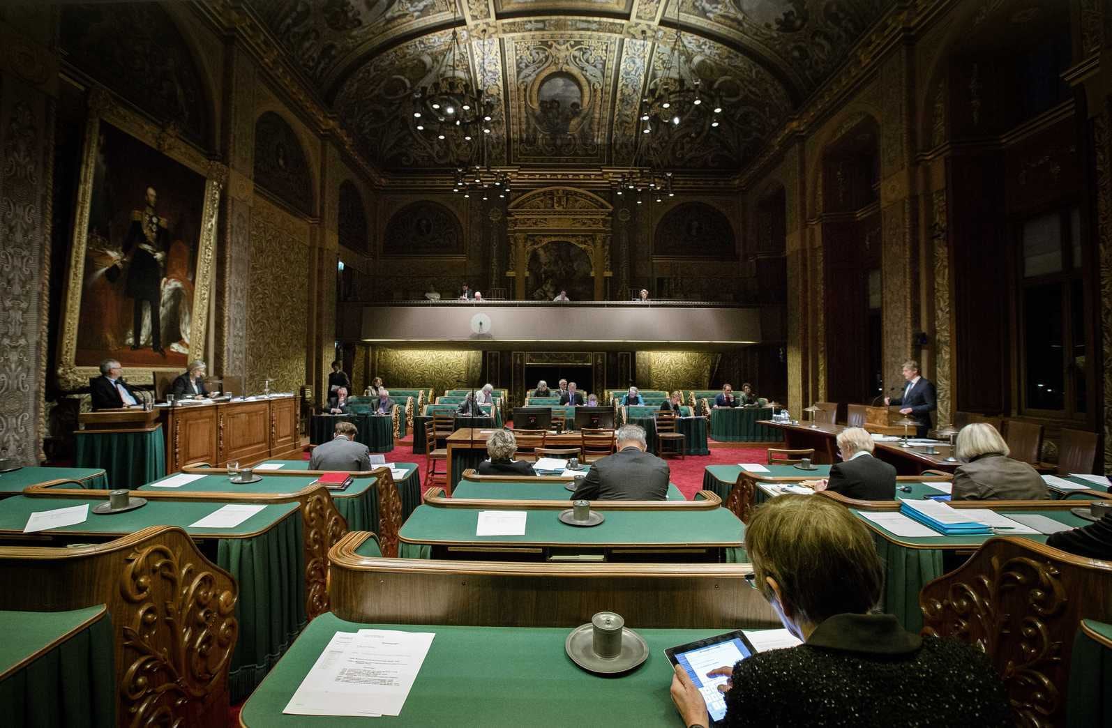 Eerst Kamerlid staakt tegen 'Chambre de Manipulation' | de Volkskrant